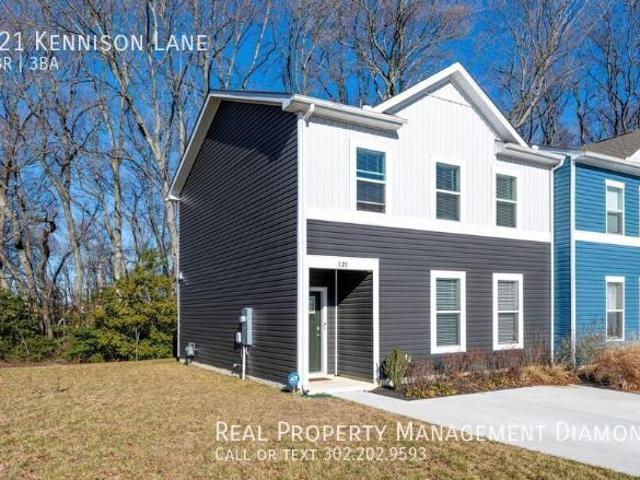 3 Br, 3 bath, Apartment 121 Kennison Lane