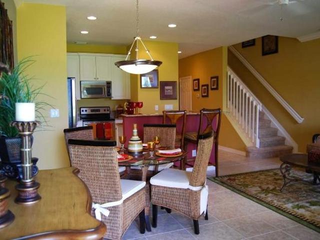 3 Br, 3 bath, Apartment 150 SW Hidden Cove Way