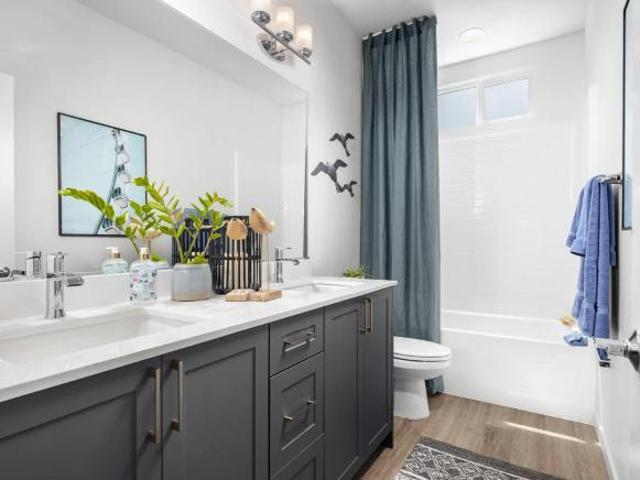 3 Br, 3 bath, Apartment 2151 Prairie Town Way