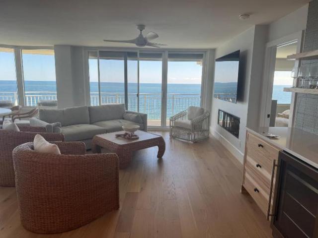 3 Br, 3 bath, Apartment 2545 South Atlantic Avenue