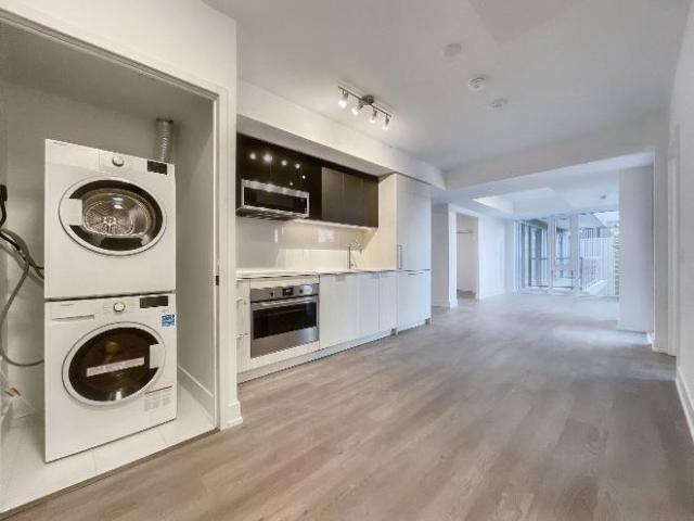3 Br, 3 bath, Apartment 308 Jarvis Street