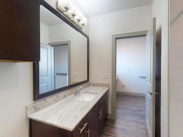 3 Br, 3 bath, Apartment 3211 Scotch Creek Rd