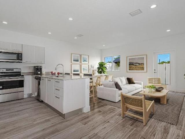 3 Br, 3 bath, Apartment 355 NW 30th Terr