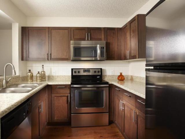 3 Br, 3 bath, Apartment 4790 NW 107th Avenue