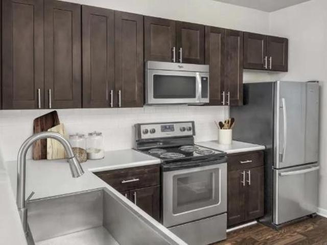 3 Br, 3 bath, Apartment 4703 Summit Overlook Dr