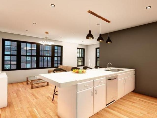 3 Br, 3 bath, Apartment 481 15th Ave