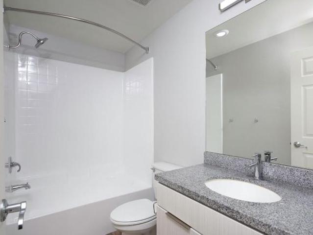 3 Br, 3 bath, Apartment 5295 Kona Springs Ln