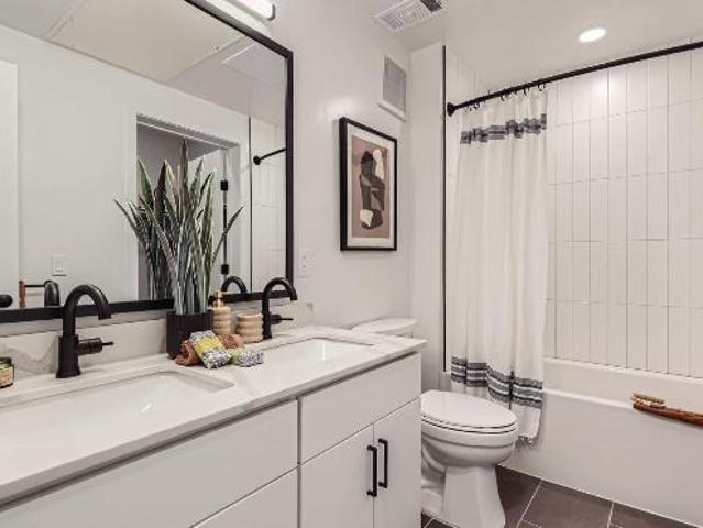 3 Br, 3 bath, Apartment 626 S Wahsatch Ave
