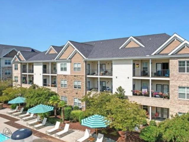 3 Br, 3 bath, Apartment 920 Stockbridge Dr