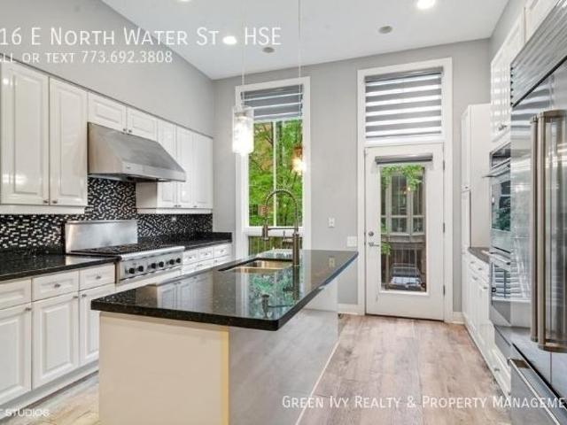 3 Br, 3 bath, Condo 416 E North Water St