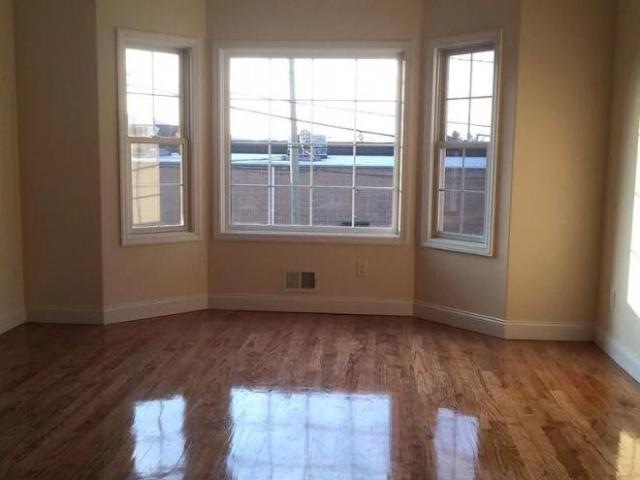 3 Br, 3 bath, Condo 416 Sussex St