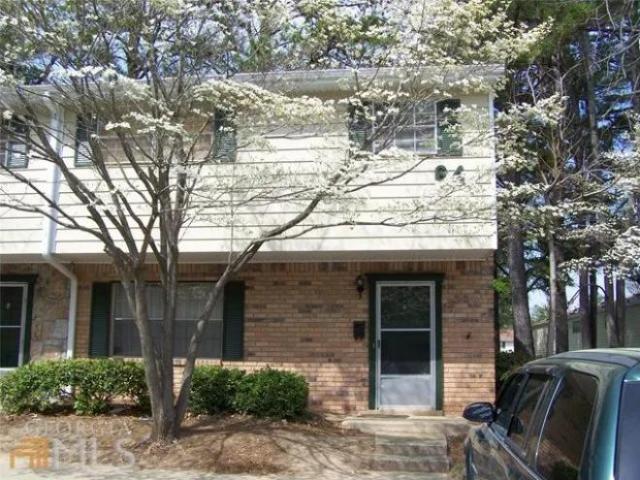 3 Br, 3 bath, Condo 4701 Flat Shoals Rd