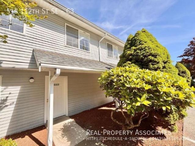 3 Br, 3 bath, Condo 515 112th St SE