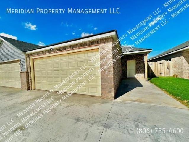 3 Br, 3 bath, Condo 5516 Itasca