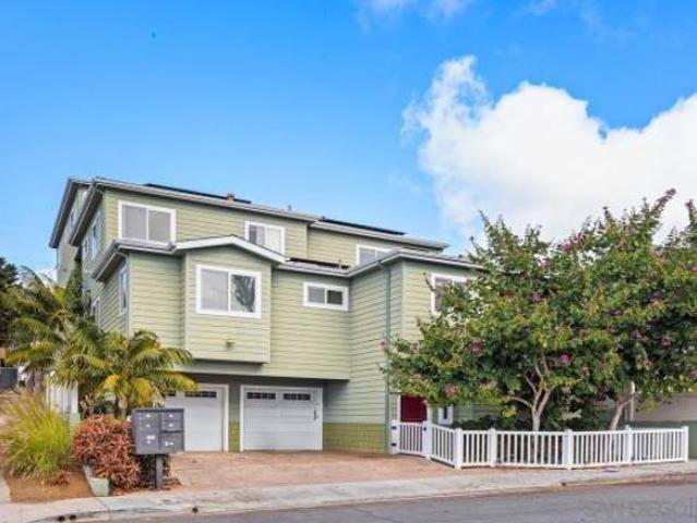 3 Br, 3 bath, Condo 5648 Lauretta St