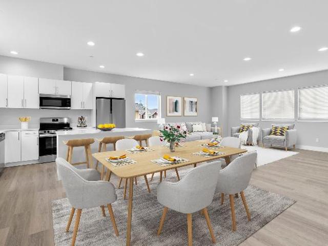 3 Br, 3 bath, Condo 5728 Sterling Ave