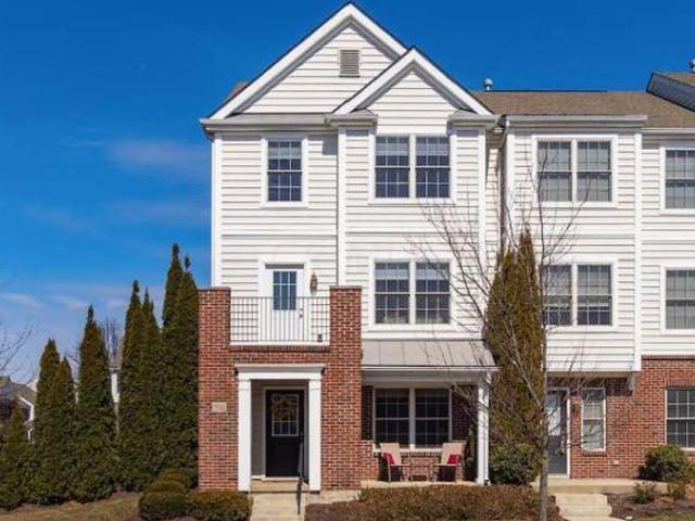 3 Br, 3 bath, Condo 6006 Turnwood Drive
