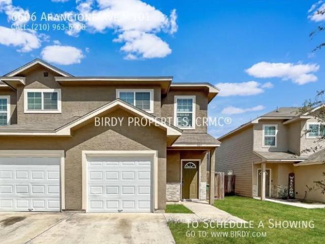 3 Br, 3 bath, Condo 6606 Arancione Ave