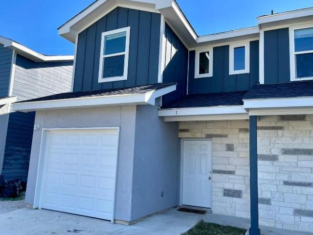 3 Br, 3 bath, Condo 6918 Crestway Dr