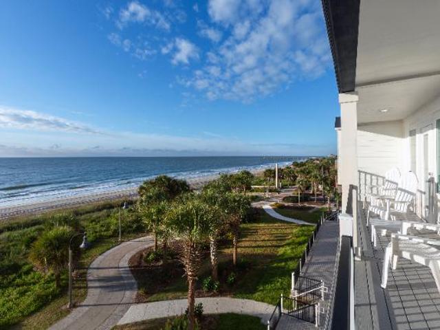 3 Br, 3 bath, Condo 700 N Ocean Blvd