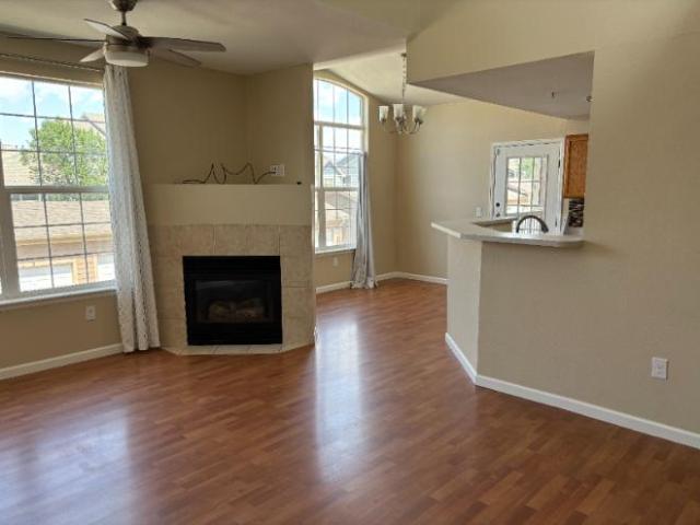 3 Br, 3 bath, Condo 7440 S Blackhawk St