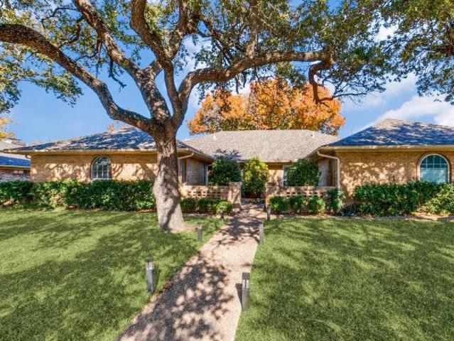 3 Br, 3 bath, Condo 7621 Dentcrest Dr