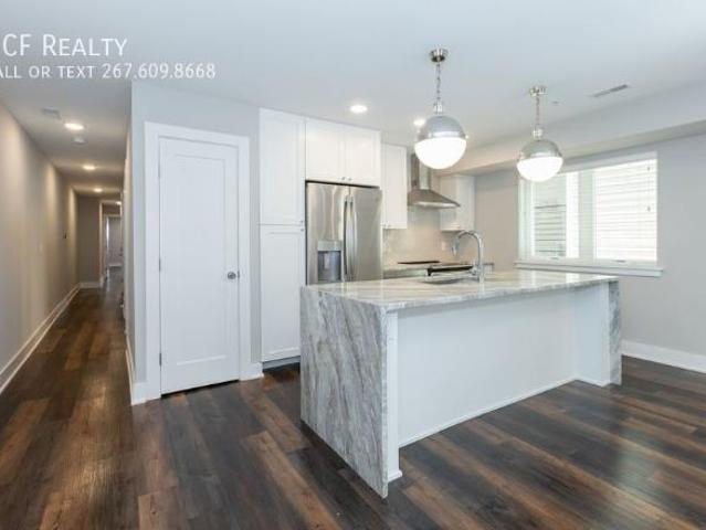 3 Br, 3 bath, Condo 817 N 20th Street