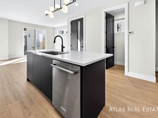 3 Br, 3 bath, Condo 830 Cherry Street