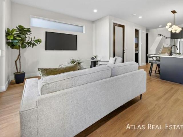 3 Br, 3 bath, Condo 830 Cherry Street