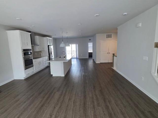 3 Br, 3 bath, Condo 9008 Milton Mill Dr