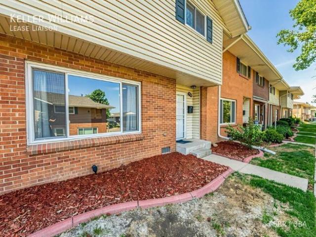 3 Br, 3 bath, Condo 9239 E Nassau Ave