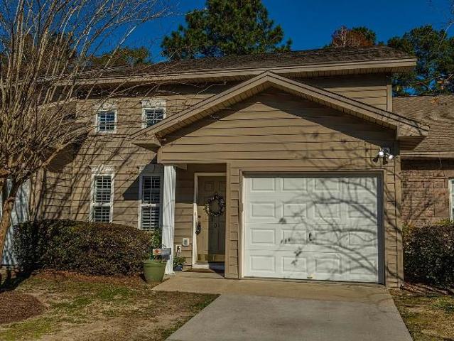 3 Br, 3 bath, Condo 101 Sunnyside Way