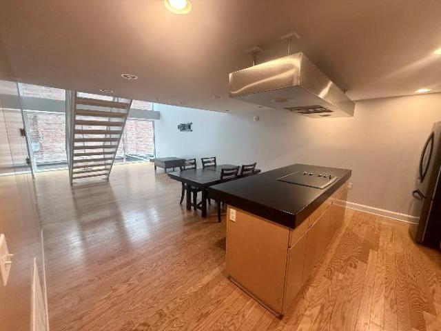 3 Br, 3 bath, Condo 106 N High St