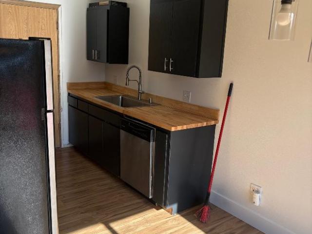 3 Br, 3 bath, Condo 112 Wabash