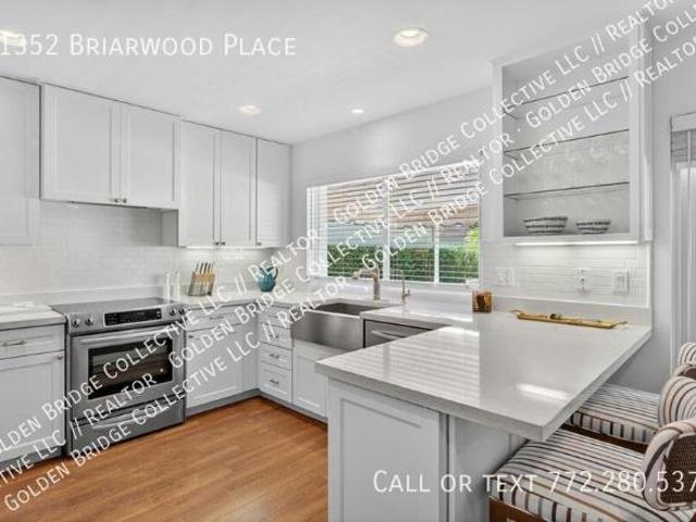 3 Br, 3 bath, Condo 11352 Briarwood Place