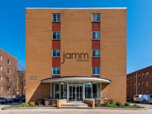 3 Br, 3 bath, Condo 12050 Lake Avenue