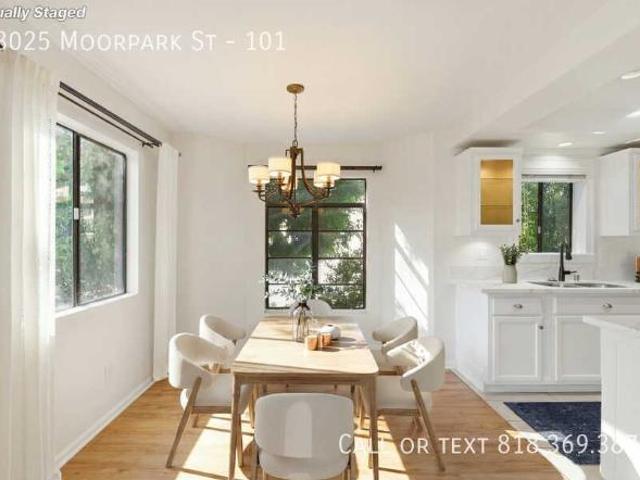 3 Br, 3 bath, Condo 13025 Moorpark St