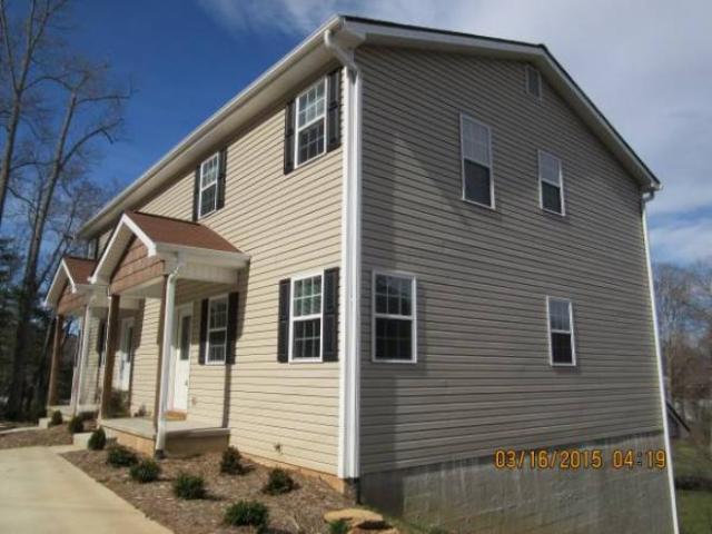 3 Br, 3 bath, Condo 1828 Lower Ridgewood Blvd