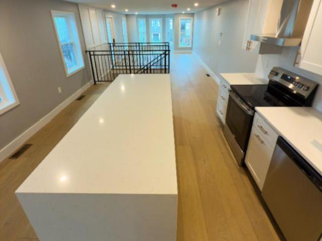 3 Br, 3 bath, Condo 19 High Street