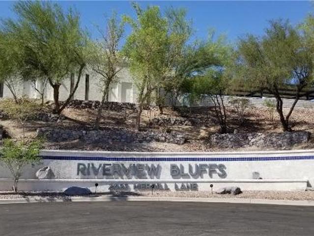 3 Br, 3 bath, Condo 2022 Merrill Lane