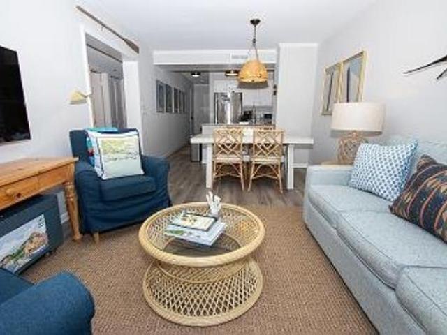 3 Br, 3 bath, Condo 2111 W Fort Macon Rd