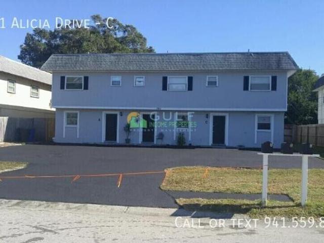 3 Br, 3 bath, Condo 2151 Alicia Drive