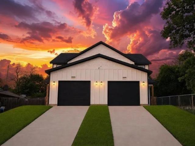 3 Br, 3 bath, Condo 2209 Brooks St