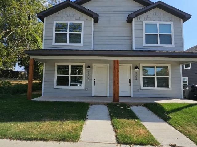 3 Br, 3 bath, Condo 222 W Bond Street