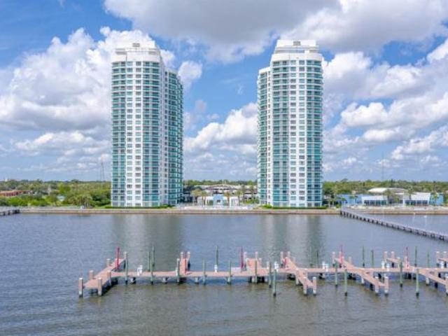 3 Br, 3 bath, Condo 241 Riverside