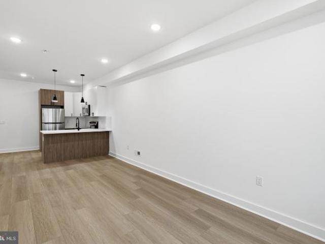 3 Br, 3 bath, Condo 2503 N 12th St