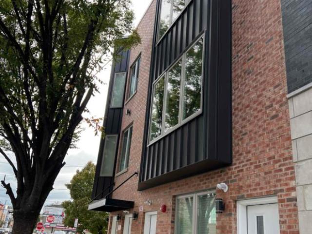 3 Br, 3 bath, Condo 2554 Frankford Avenue