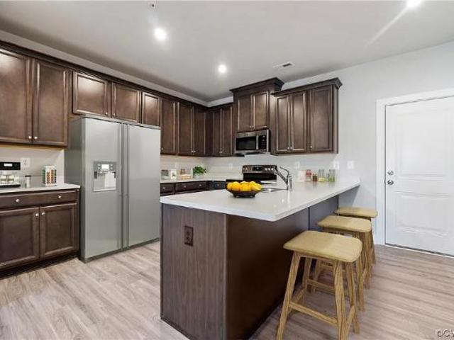 3 Br, 3 bath, Condo 2721 St Elias Dr