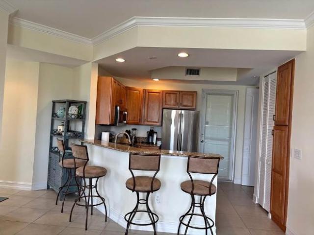 3 Br, 3 bath, Condo 27991 Largay Way