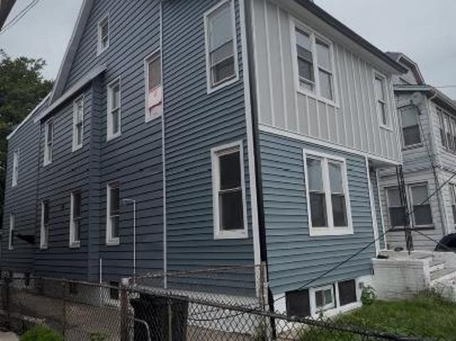 3 Br, 3 bath, Condo 285 Columbia Ave